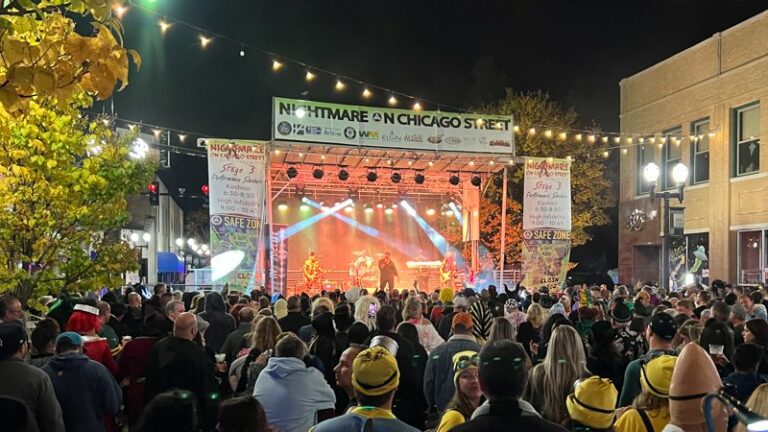 Stageline SL100 for Rent - Vantage Production Group